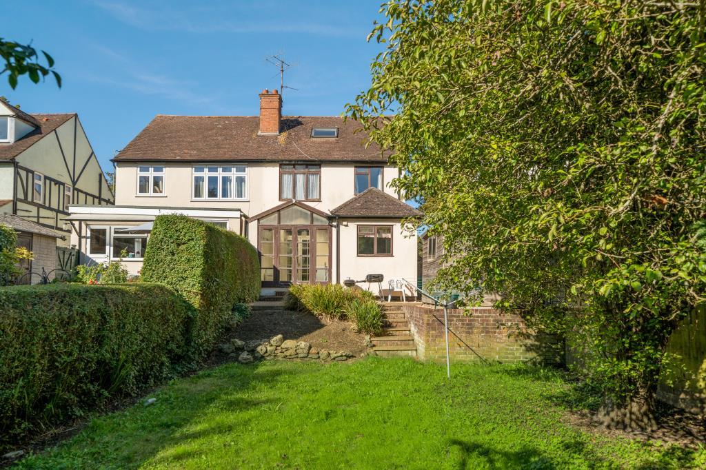 Botley, Oxfordshire, OX2 4 bed semi-detached house - £475,000