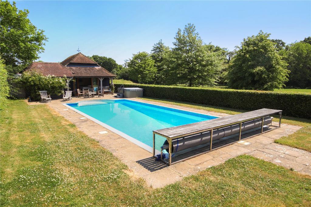 Southernden Road, Egerton, Ashford, Kent, TN27 5 bed detached house to ...