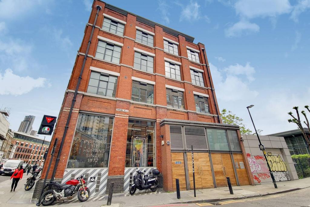 Thrawl Street, Aldgate, London, E1 2 bed flat to rent - £3,500 pcm (£ ...