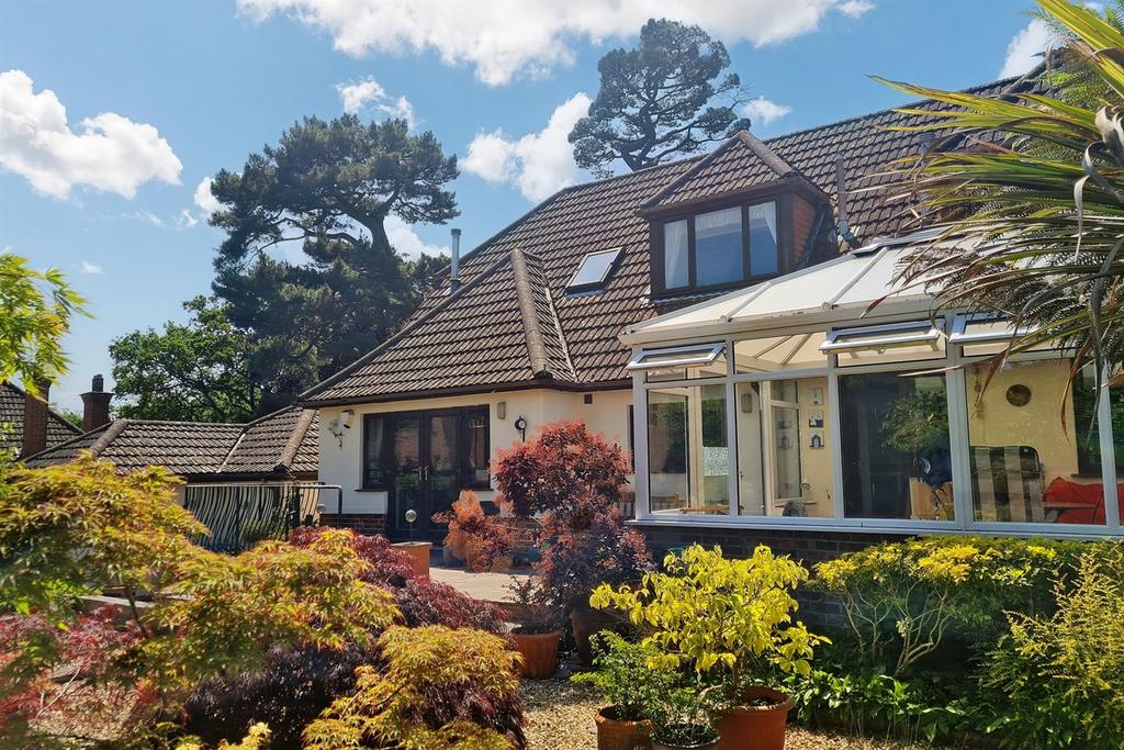 Lower Parkstone 4 bed detached house - £925,000