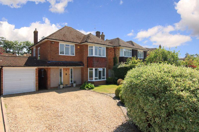 Grange Road, Tring 4 bed detached house - £850,000