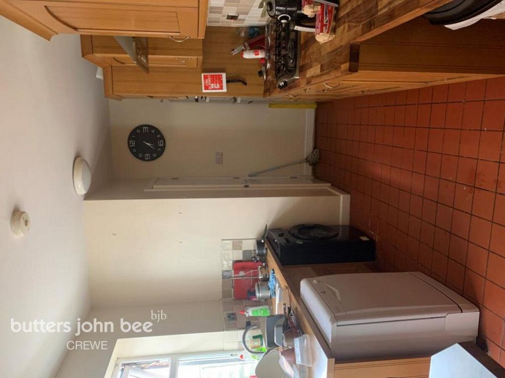Catherine Street, Crewe 1 bed apartment to rent - £420 pcm (£97 pw)