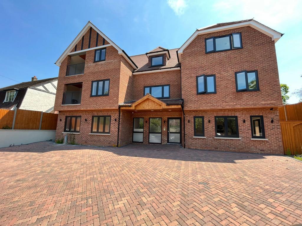 Allium House, 31 Riddlesdown Road... 3 bed apartment - £505,000