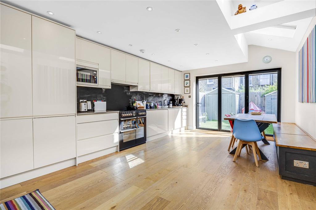 Newton Road, Wimbledon, London, SW19 4 bed terraced house - £3,800 pcm ...