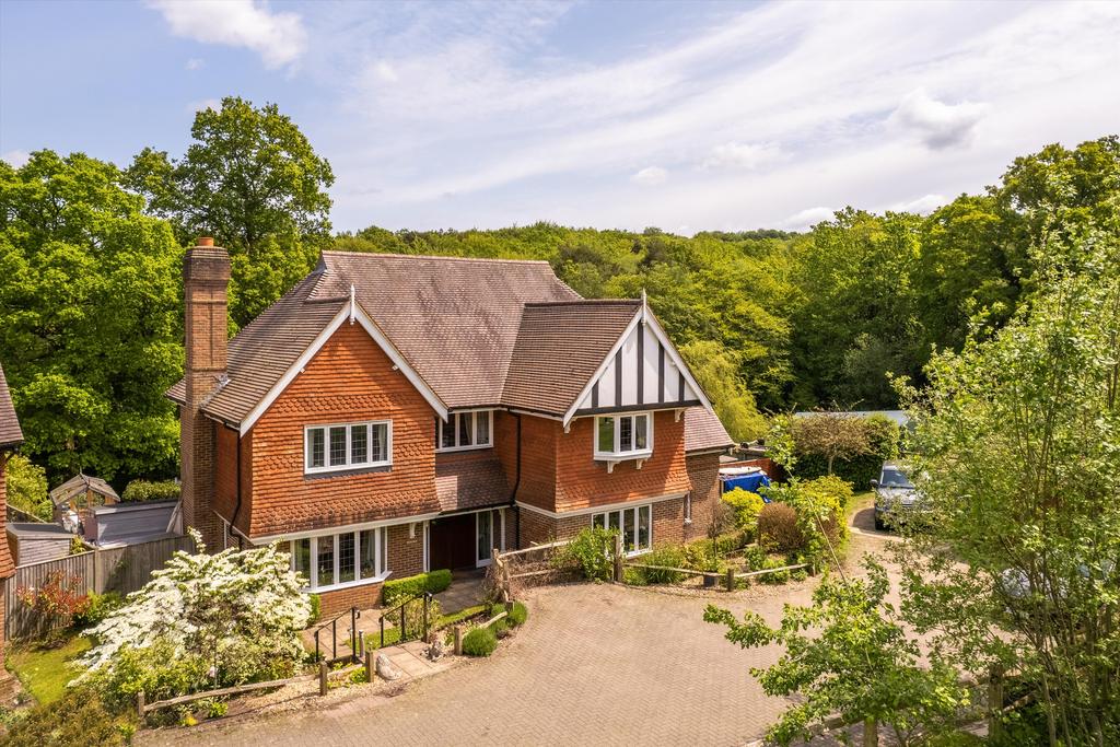 Mardens Hill Crowborough East Sussex Tn6 5 Bed Detached House For