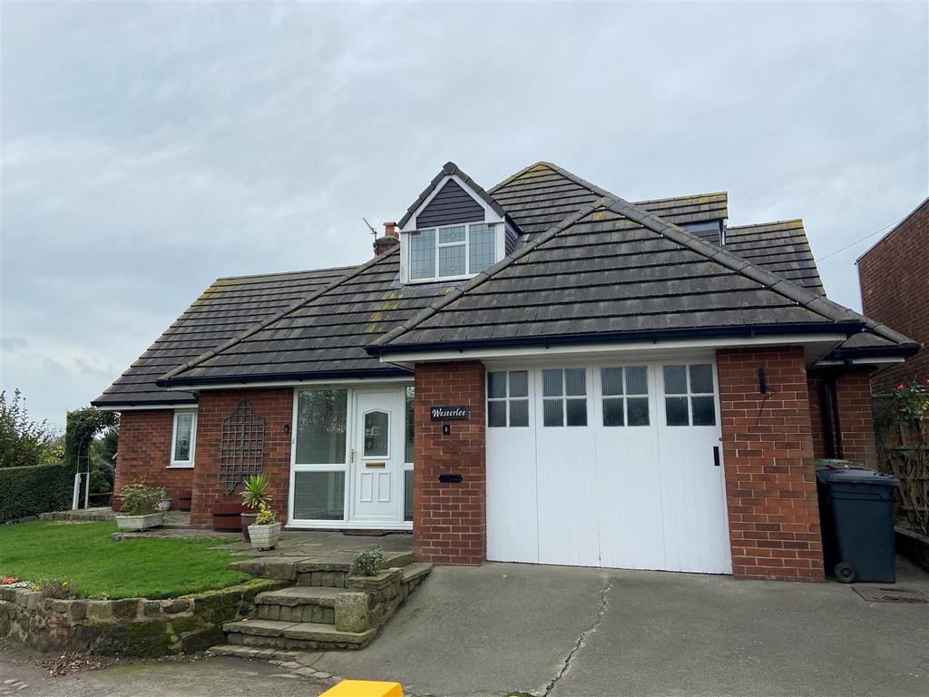 Rock Lane, Melling, Liverpool 3 bed detached bungalow - £1,800 pcm (£ ...