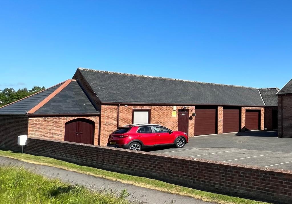 Scotby Road, Carlisle 3 bed detached house for sale - £500,000