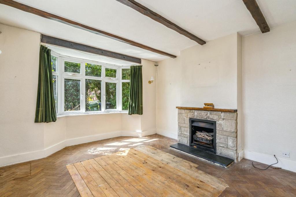 Trees Avenue, Hughenden Valley, High... 3 bed detached house - £595,000