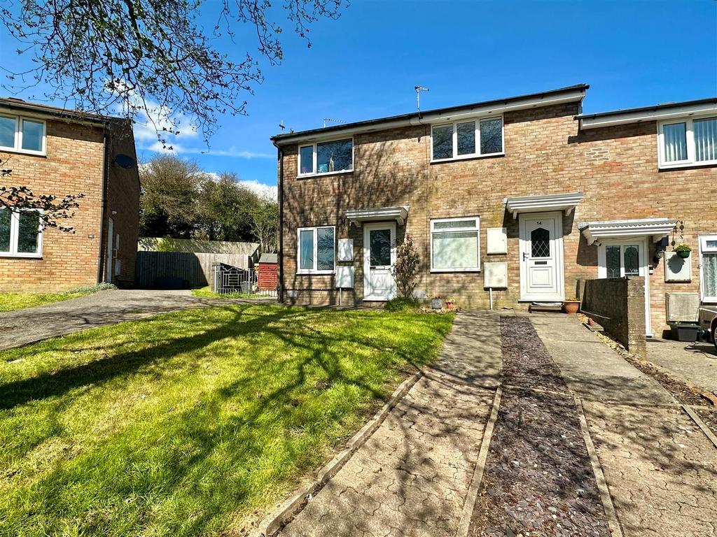 Hedgemoor, Brackla, Bridgend... 2 bed terraced house - £154,950