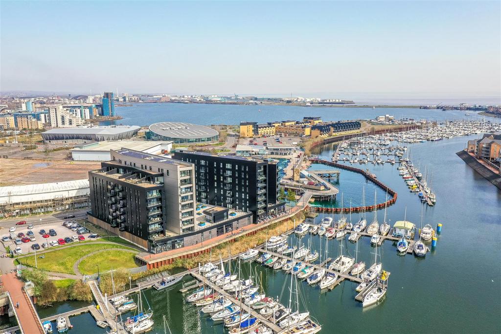 41 Bayscape, Cardiff Bay, CF11 0TA 2 bed apartment for sale - £299,950