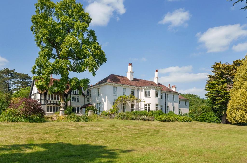 Totteridge Common, Totteridge, London, N20 7 bed detached house for ...