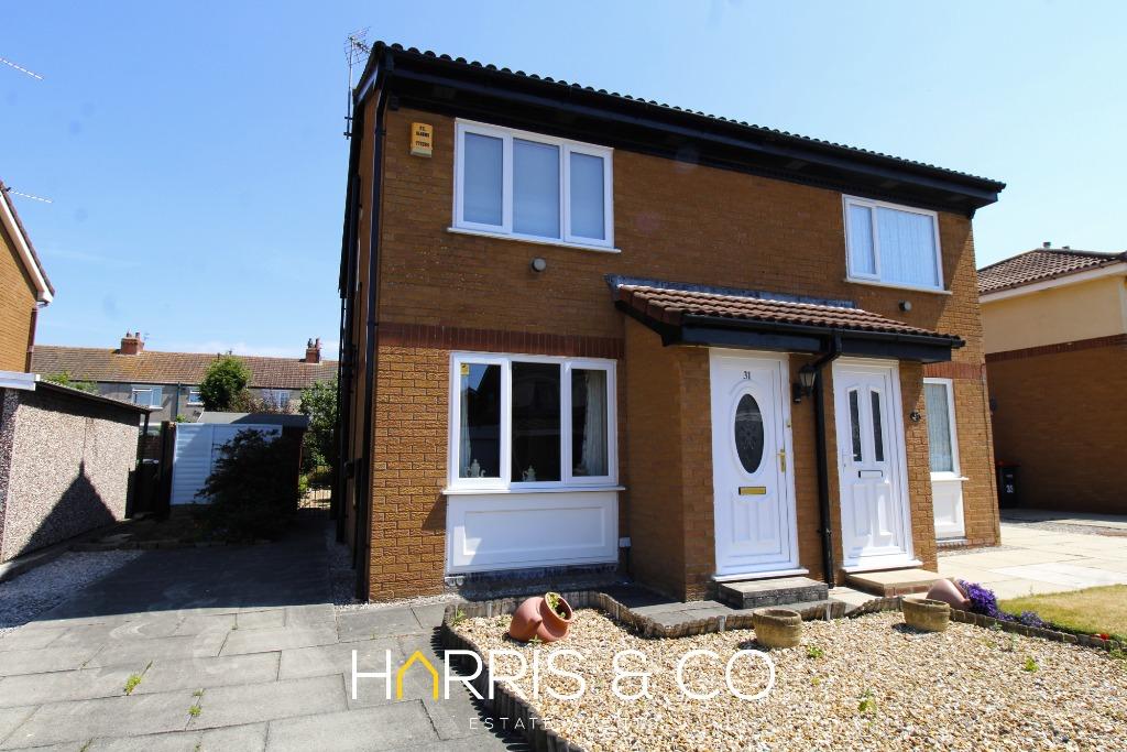 Riversgate, Fleetwood, FY7 2 bed semi-detached house - £120,000