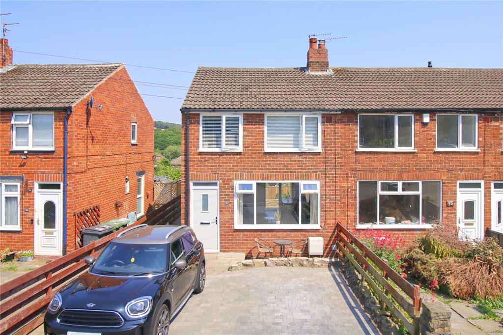 Springfield Rise Horsforth Leeds West Yorkshire Ls18 3 Bed End Of