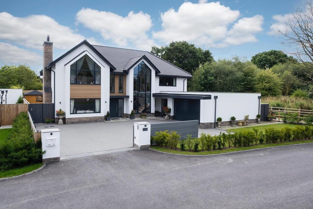 Witton Park, Chester Road, Hartford 5 bed detached house - £1,500,000