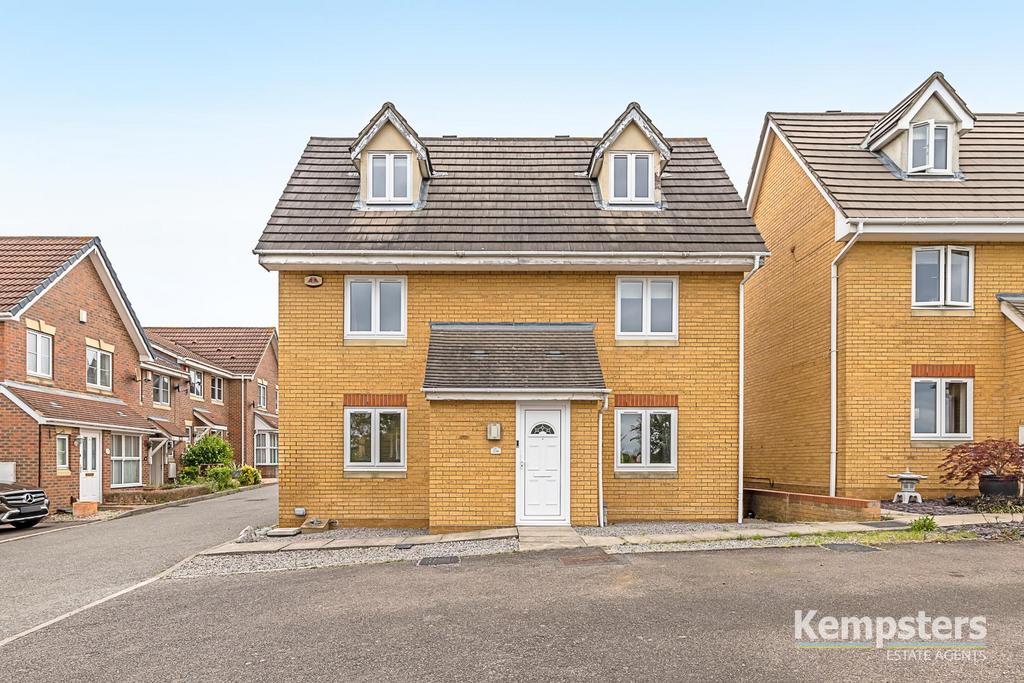 Drake Road, Chafford Hundred, Grays 4 bed detached house - £500,000