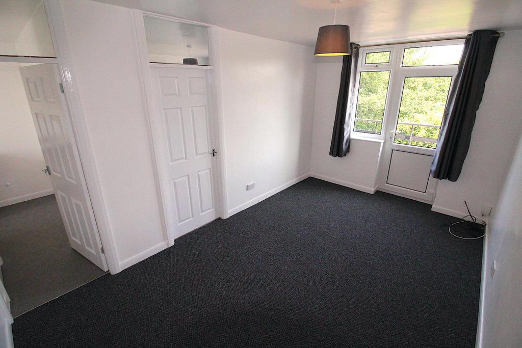 FROBISHER ROAD, BILTON 1 bed flat - £650 pcm (£150 pw)