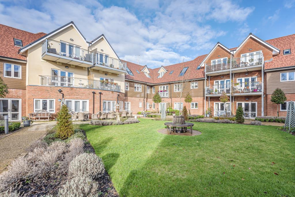 Fleet, Hampshire, GU52 2 bed retirement property - £350,000