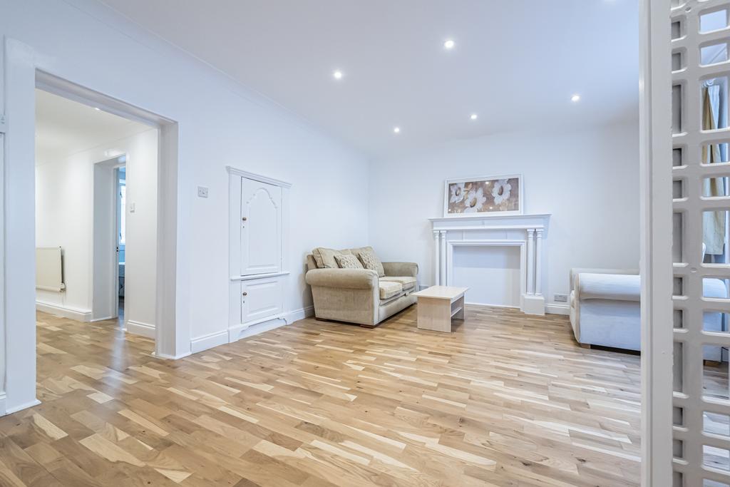 Wyndham Place, London W1H 2 bed flat - £2,600 pcm (£600 pw)
