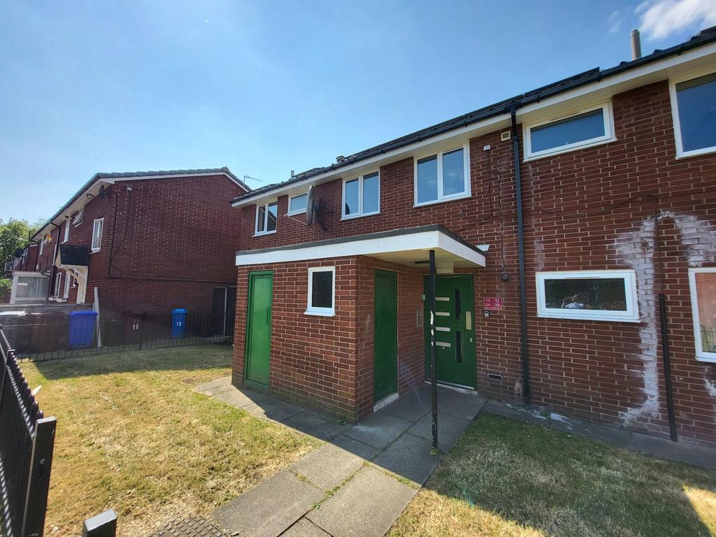 Castleford Walk, Chorlton... 1 bed flat - £900 pcm (£208 pw)