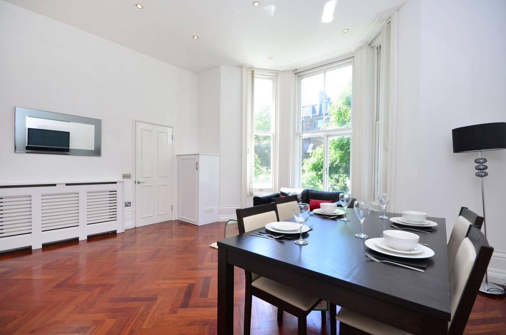 Redcliffe Gardens, Chelsea, London, SW10 1 bed flat - £2,579 pcm (£595 pw)