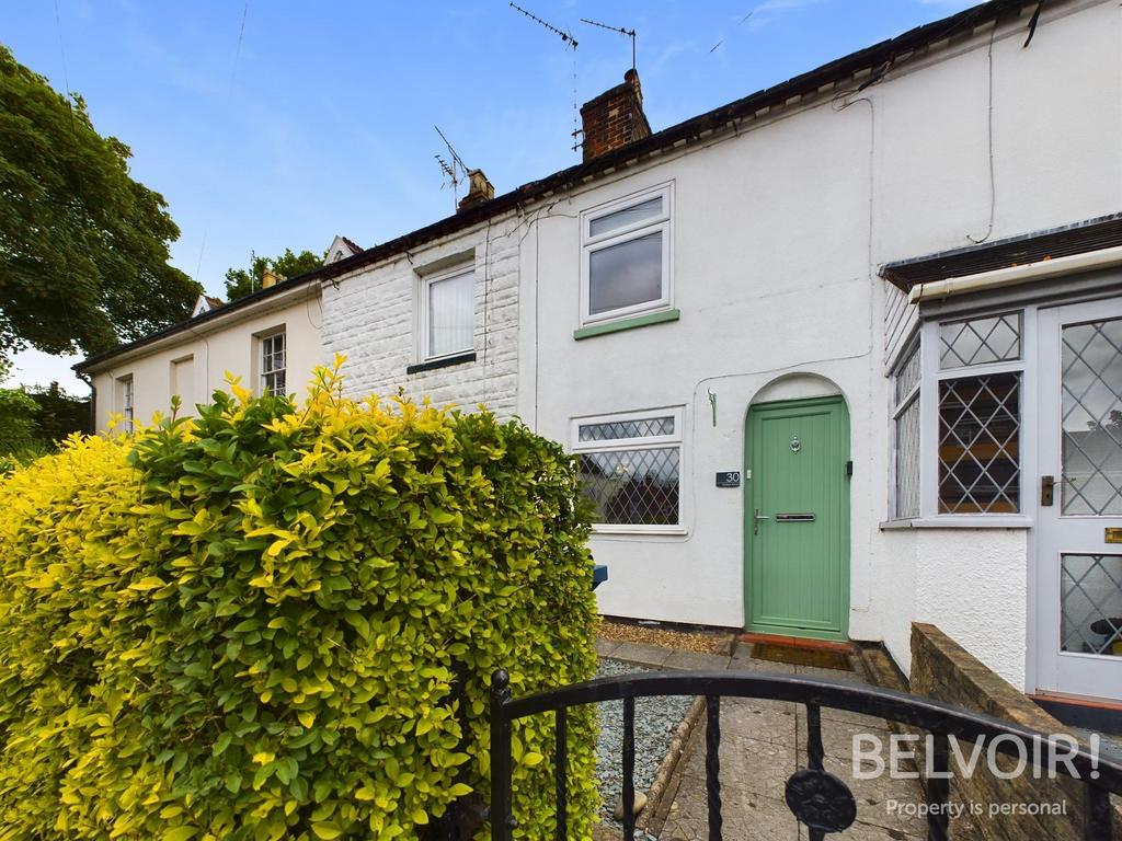 Oulton Road, Stone, ST15 2 bed terraced house for sale - £185,000