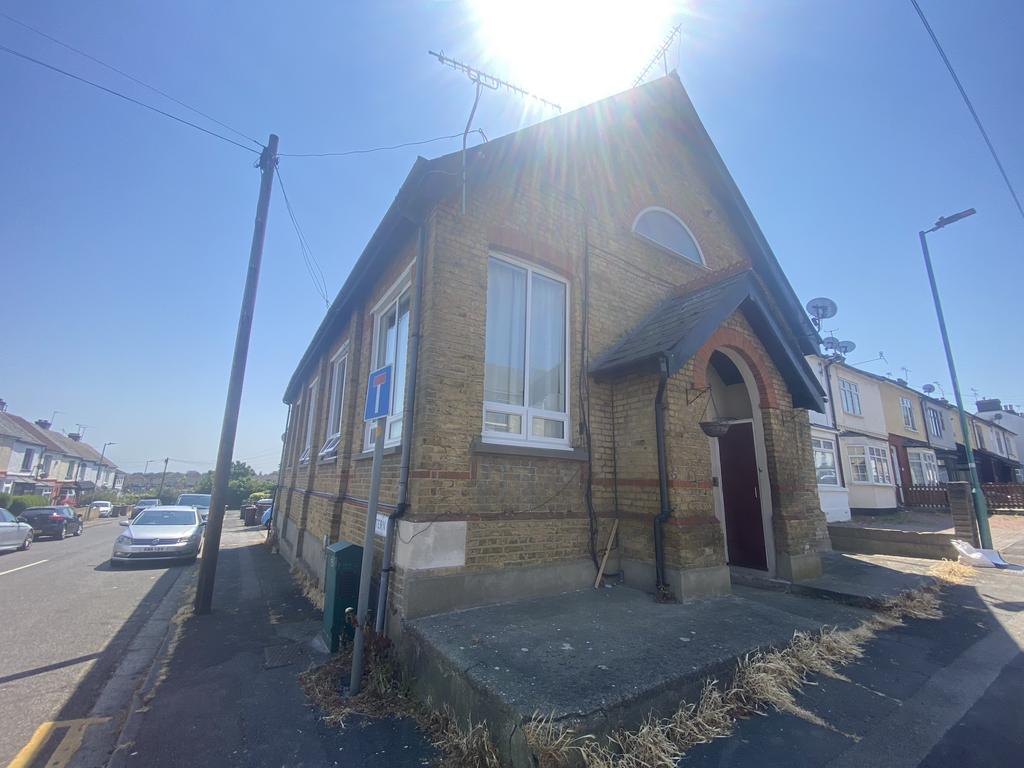 King Edward Road, Gillingham ME7 1 bed apartment - £895 pcm (£207 pw)