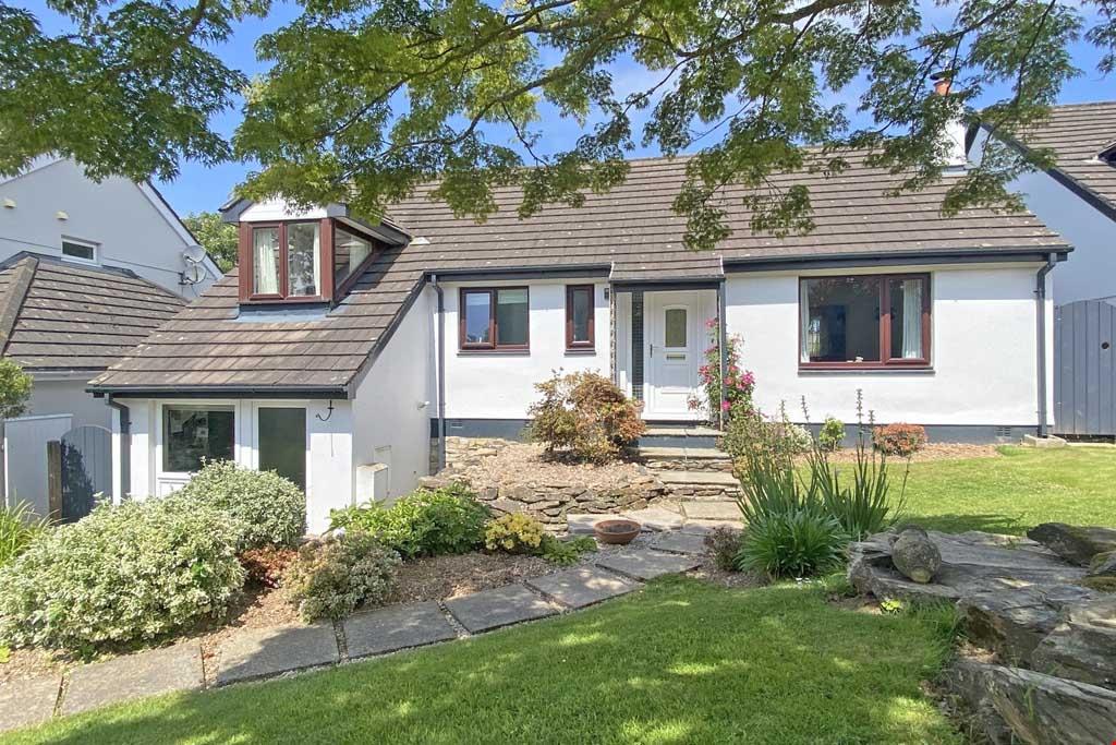 Devoran, Nr. Truro, Cornwall 4 bed detached house - £535,000