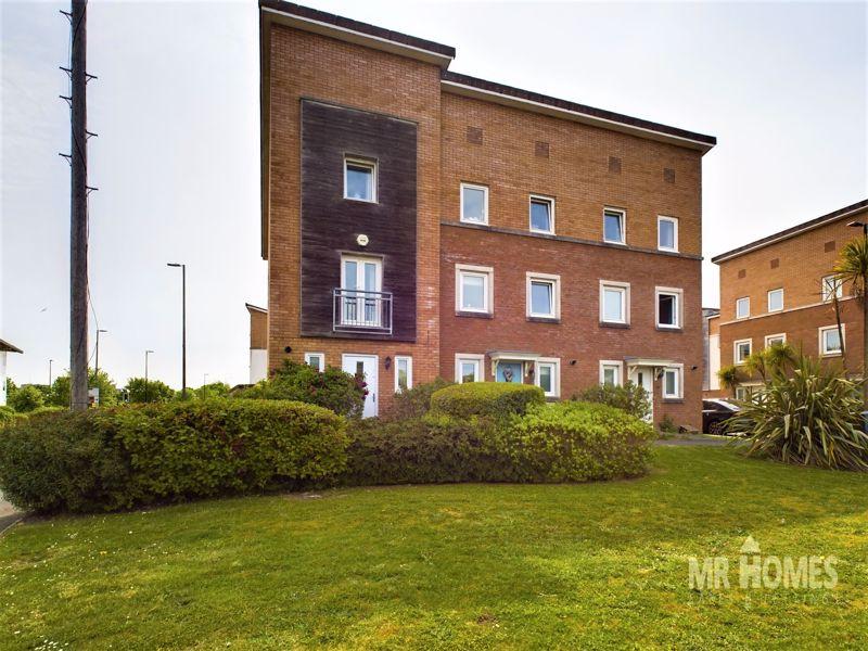 Burford Gardens, Cardiff Bay, Cardiff, CF11 0AP 3 bed townhouse for ...