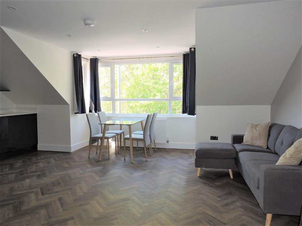 High Road, London 1 bed apartment - £1,575 pcm (£363 pw)