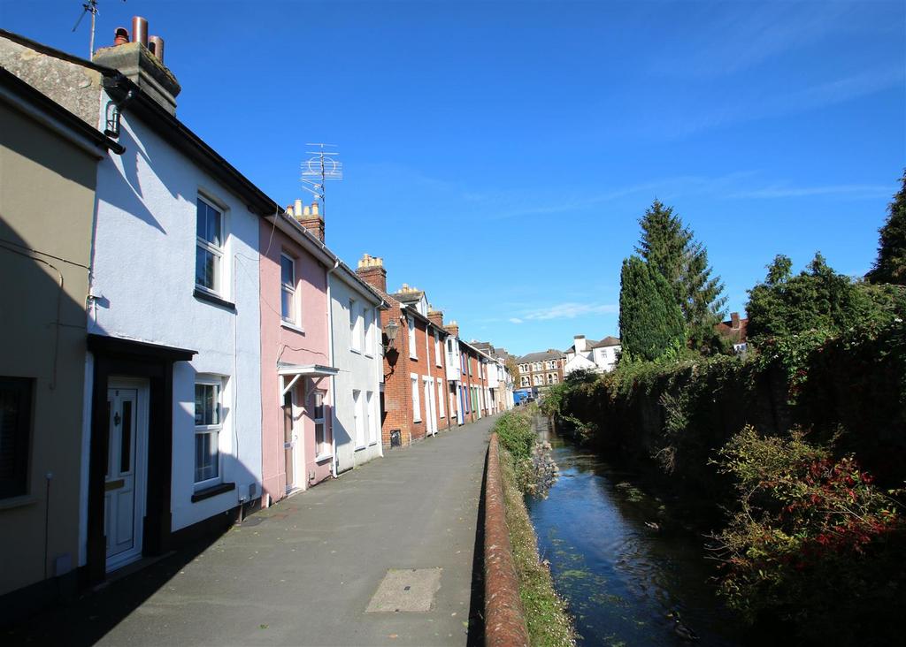 Water Lane, Salisbury 2 bed terraced house - £279,995