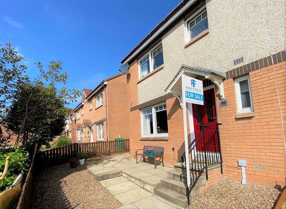 60 Colliston Road, Dunfermline 3 bed semi-detached house - £200,000