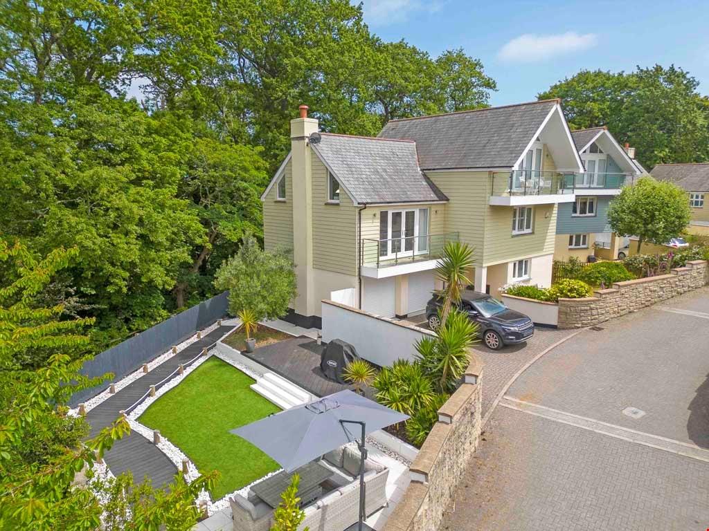 Swanpool, Falmouth, Cornwall 4 bed detached house - £895,000