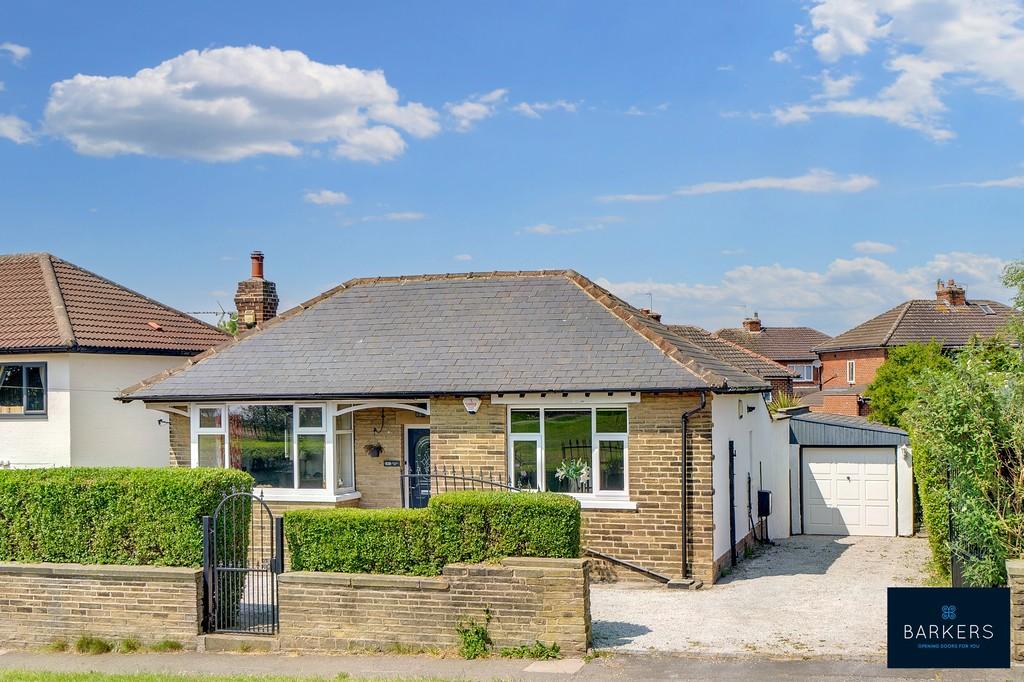 Hunsworth Lane, East Bierley 4 bed detached house - £385,000