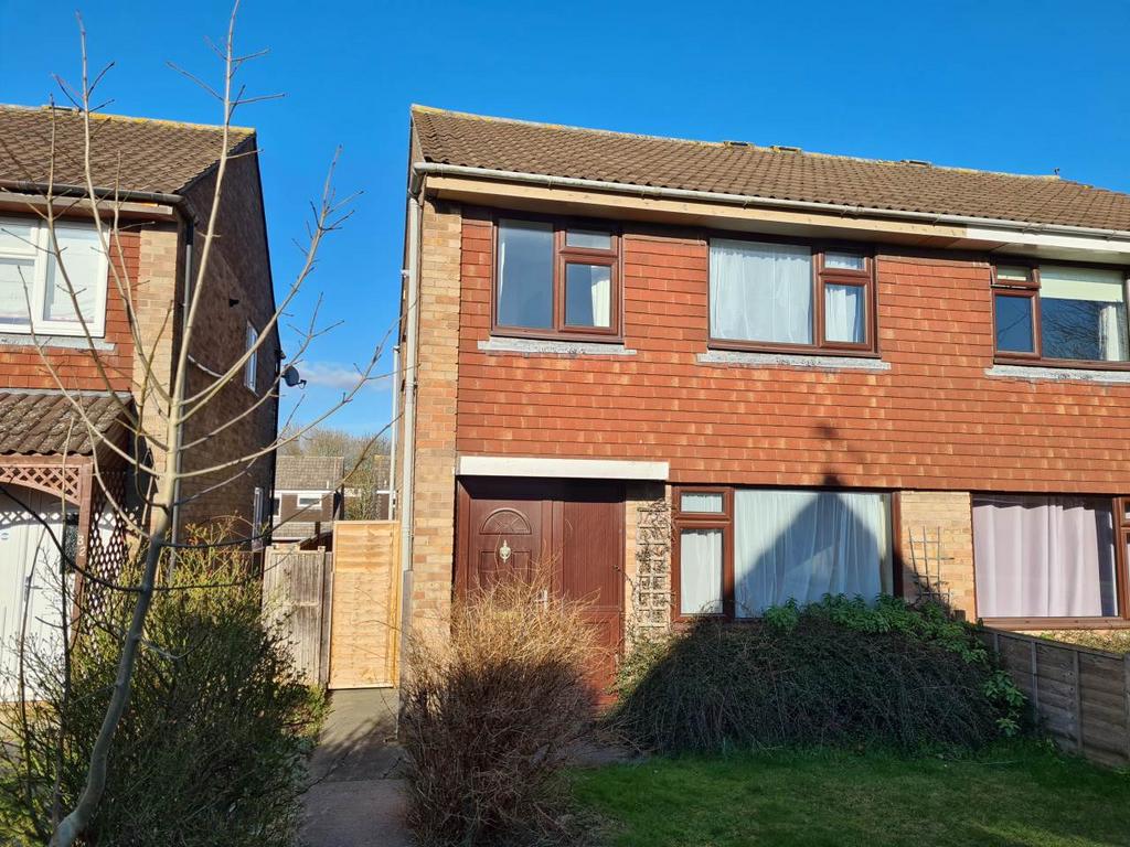 Ash Close, Little Stoke, Bristol 3 bed semi-detached house - £1,350 pcm ...