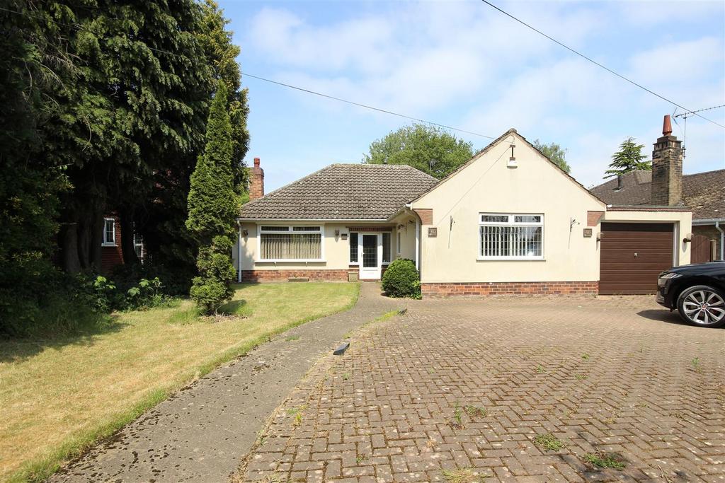 South Ella Way, Kirk Ella 5 bed detached house - £450,000
