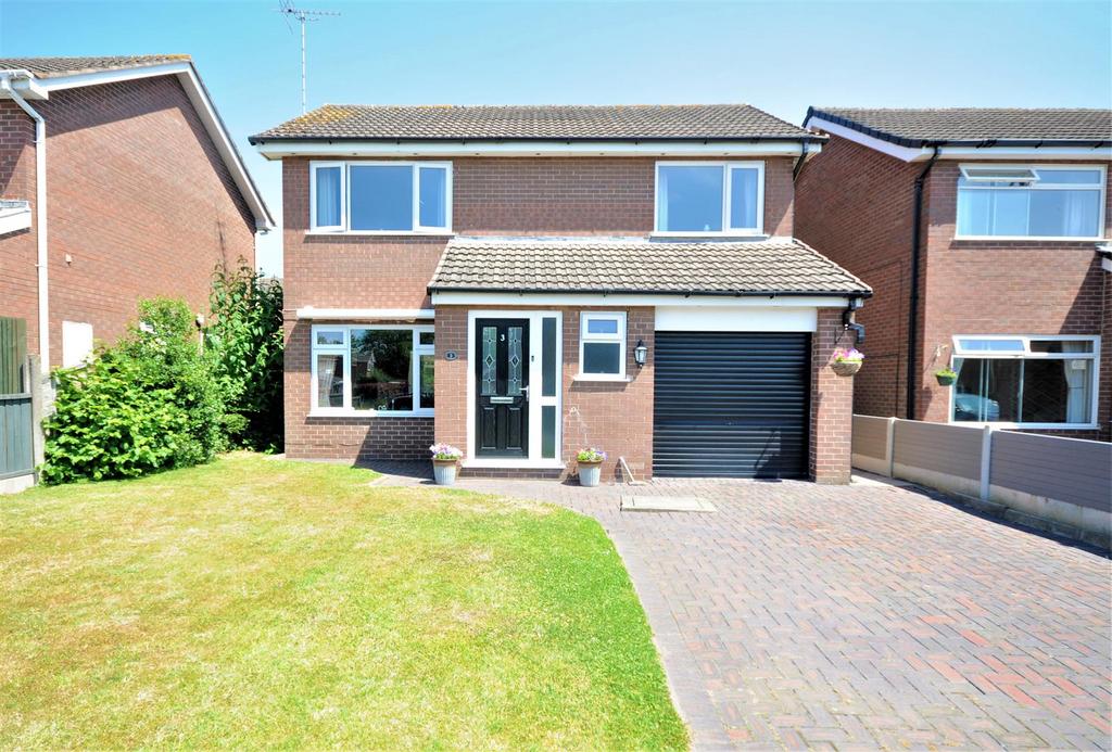 Ford Drive, Yarnfield, Stone 4 bed detached house - £287,500