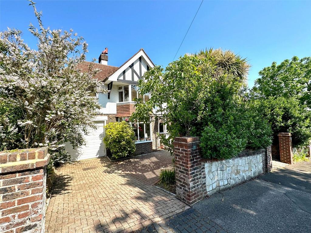 Ashburnham Road, Eastbourne, BN21 4 bed detached house for sale - £800,000