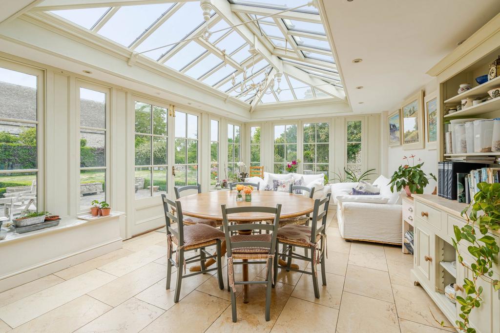 Foxley 5 bed detached house - £1,450,000