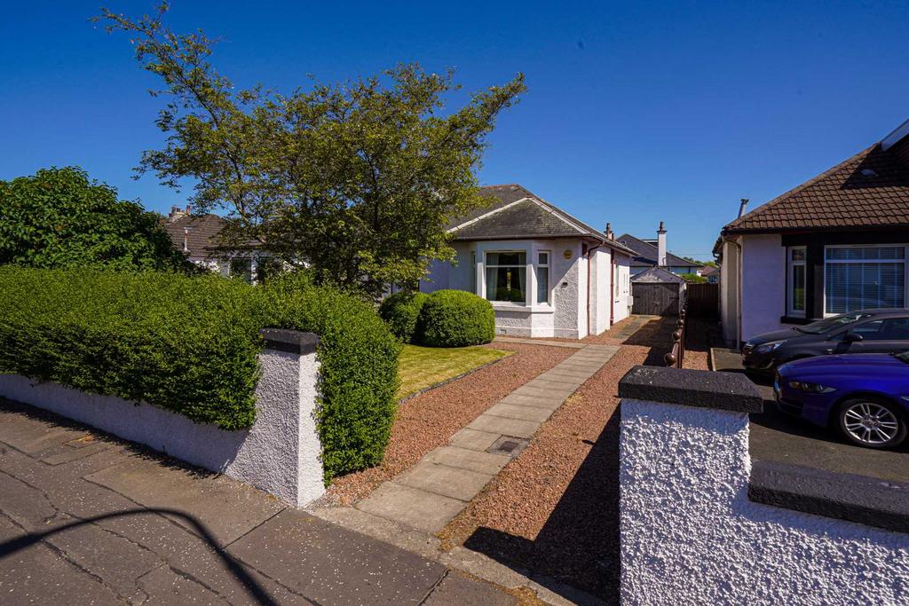 Haining Road, Renfrew 3 bed semi-detached bungalow for sale - £205,000