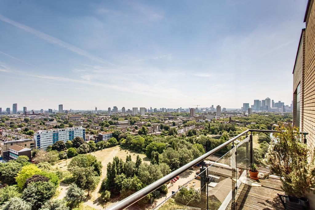 Grand Regent Tower, E2 3 bed flat - £699,950