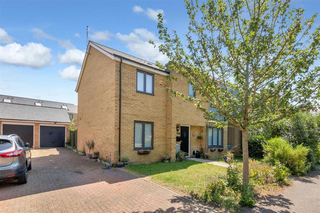 Twiselton Heath, Stratford Park... 4 bed detached house - £475,000
