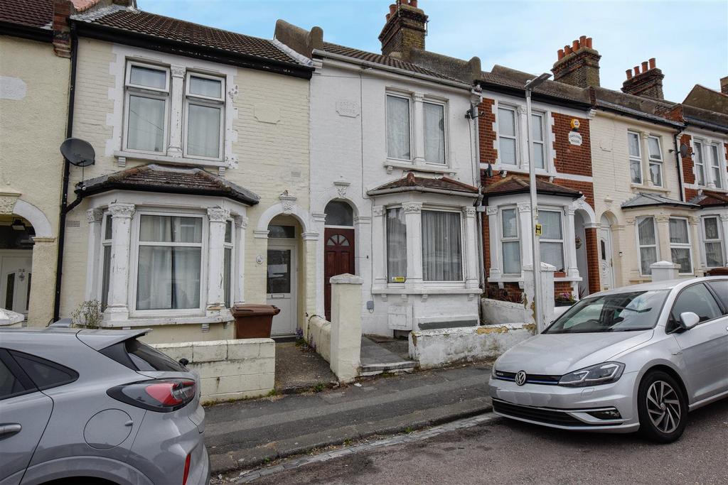 Ross Street, Rochester 3 bed house - £250,000