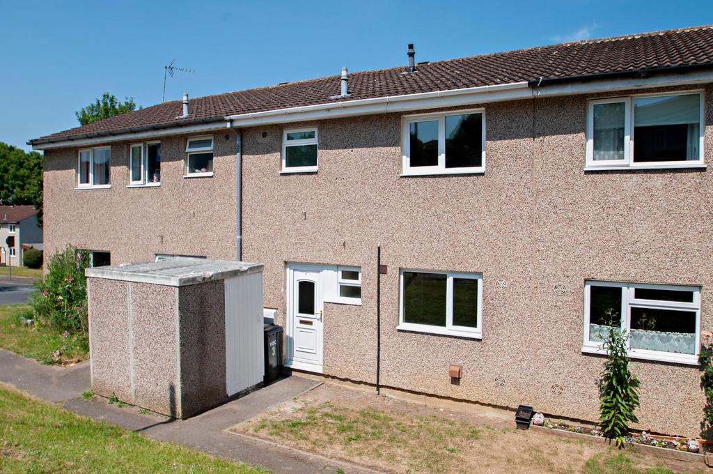Bramham Drive, Harrogate, HG3 2TZ 3 bed terraced house - £180,000