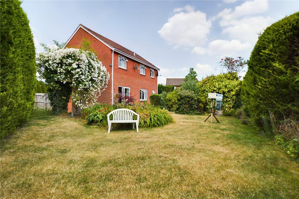 Charrington Road, Calcot, Reading, Berkshire, RG31 4 bed detached house ...