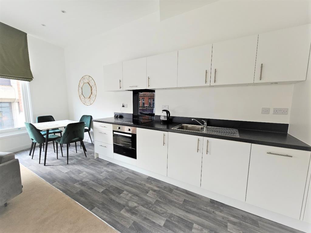 Jacksons Corner, Reading RG1 1 bed apartment - £1,300 pcm (£300 pw)