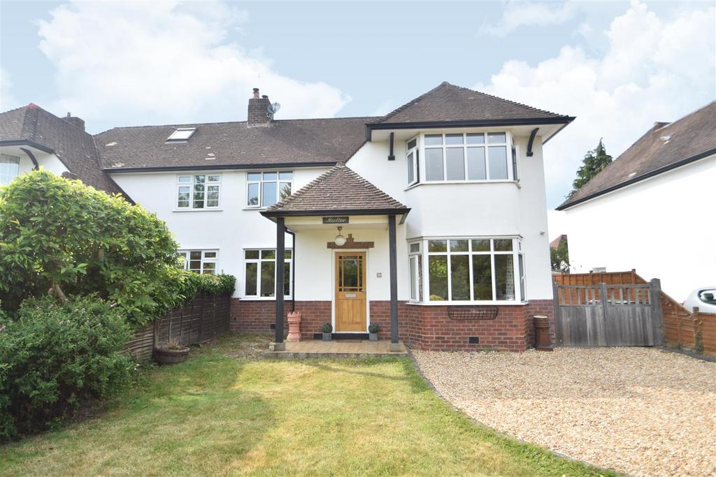 6 Bank Drive, Shrewsbury, SY3 9DL 3 bed semi-detached house - £375,000
