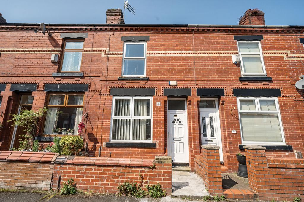 Azalea Avenue, Manchester, M18 2 bed terraced house - £129,950