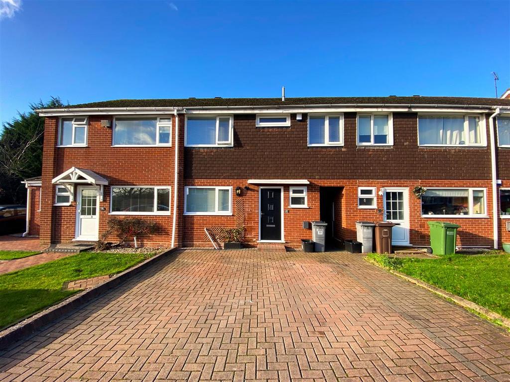 Cheswick Green, Solihull B90 4 bed terraced house - £325,000