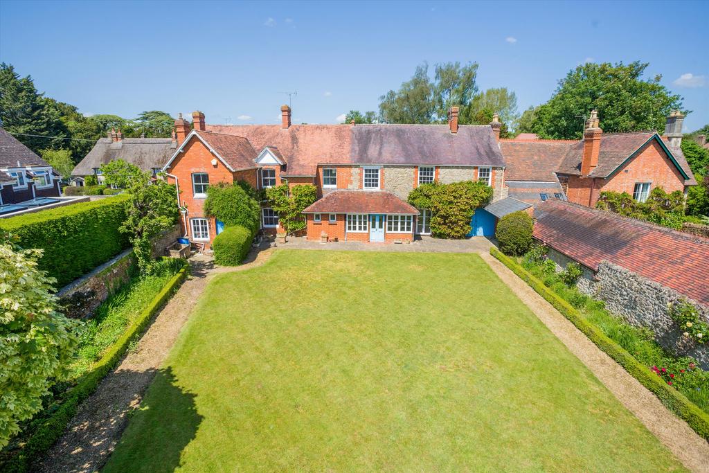 Longcot Road, Shrivenham, Swindon, SN6 4 bed village house for sale - £ ...