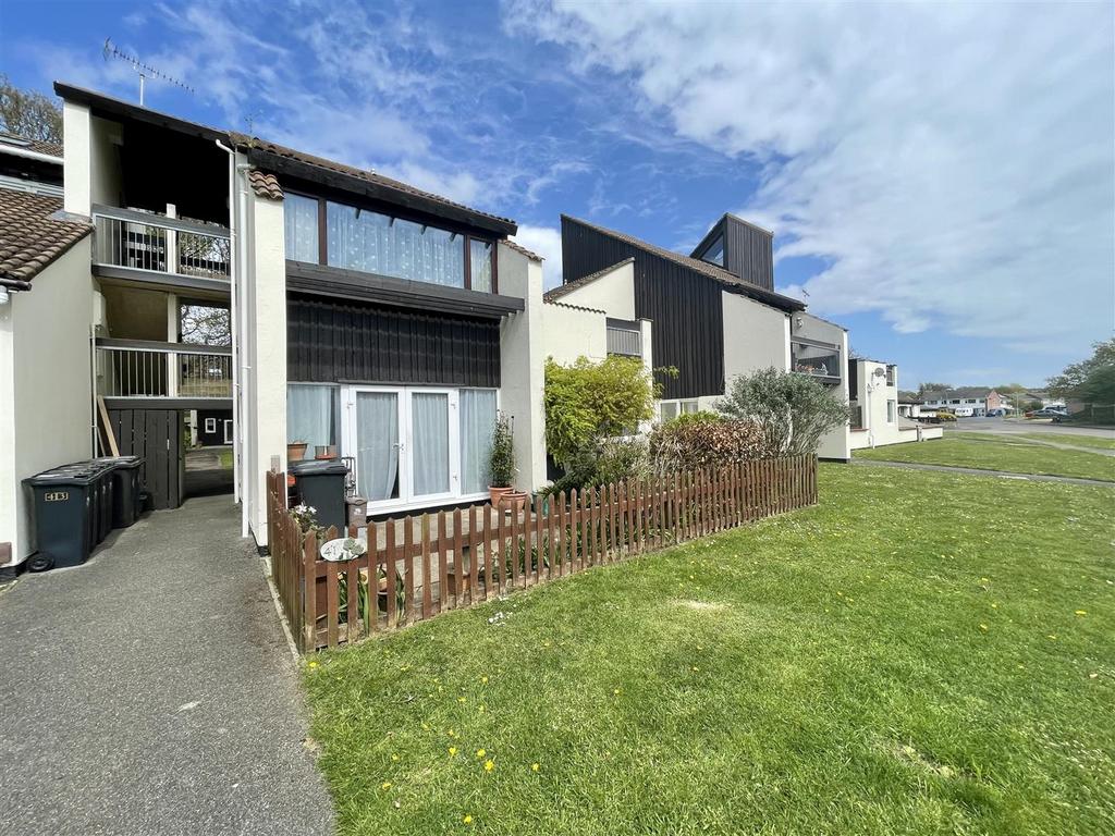 Tree Hamlets, Poole BH16 1 bed apartment - £195,000